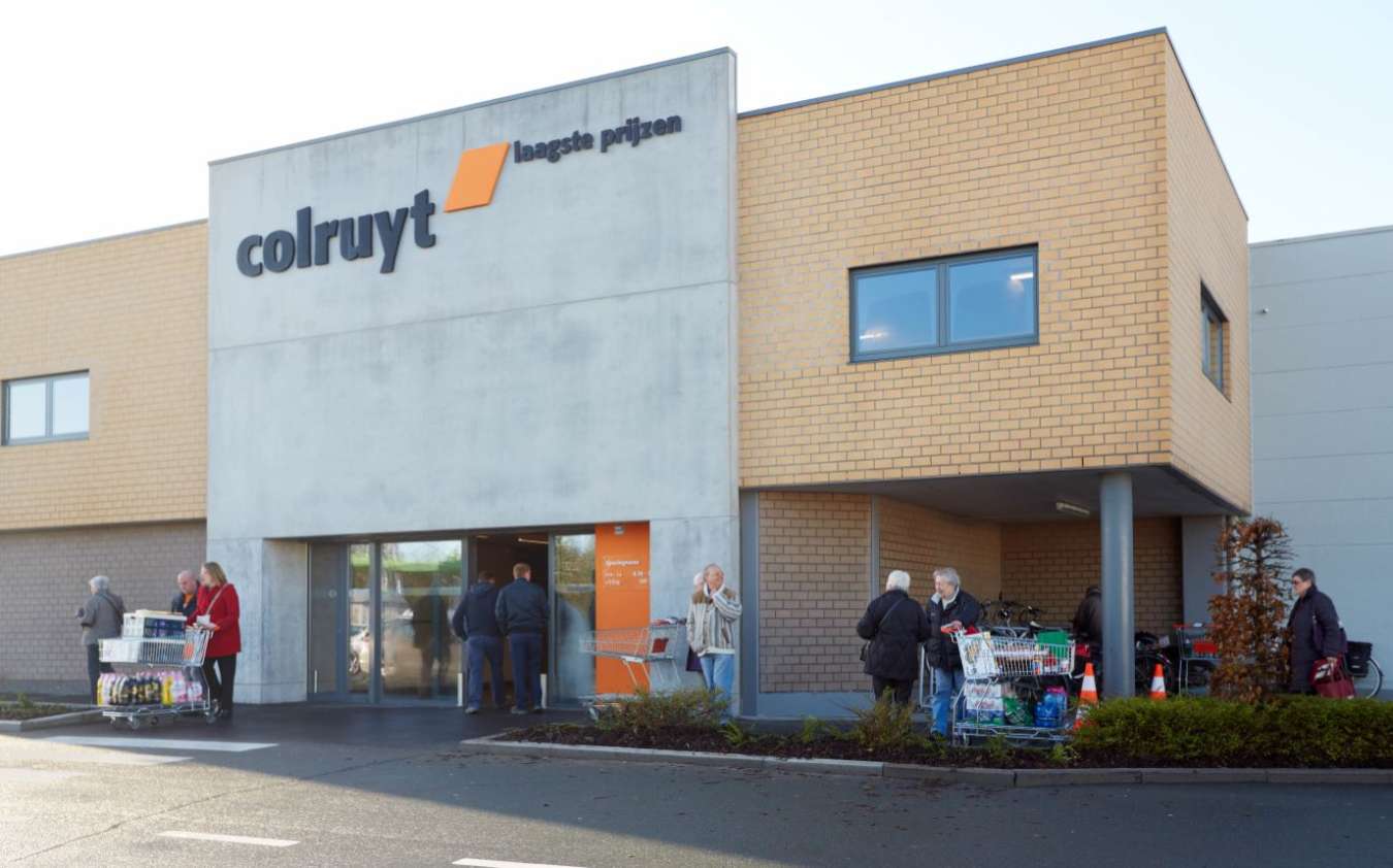 Boeren blokkeren Colruyt-depots - RetailDetail BE
