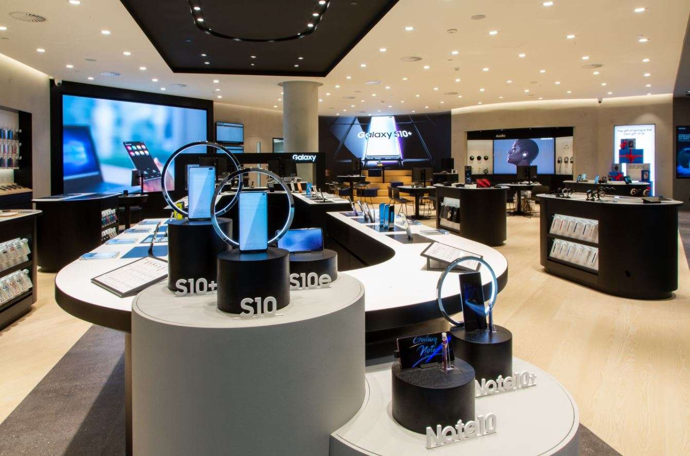 In beeld: de nieuwste Samsung Experience Store in Wijnegem ...