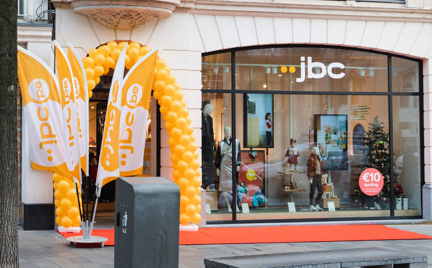 JBC-moeder CRG compenseert moeilijk 2022 met sterk 2023 - RetailDetail BE