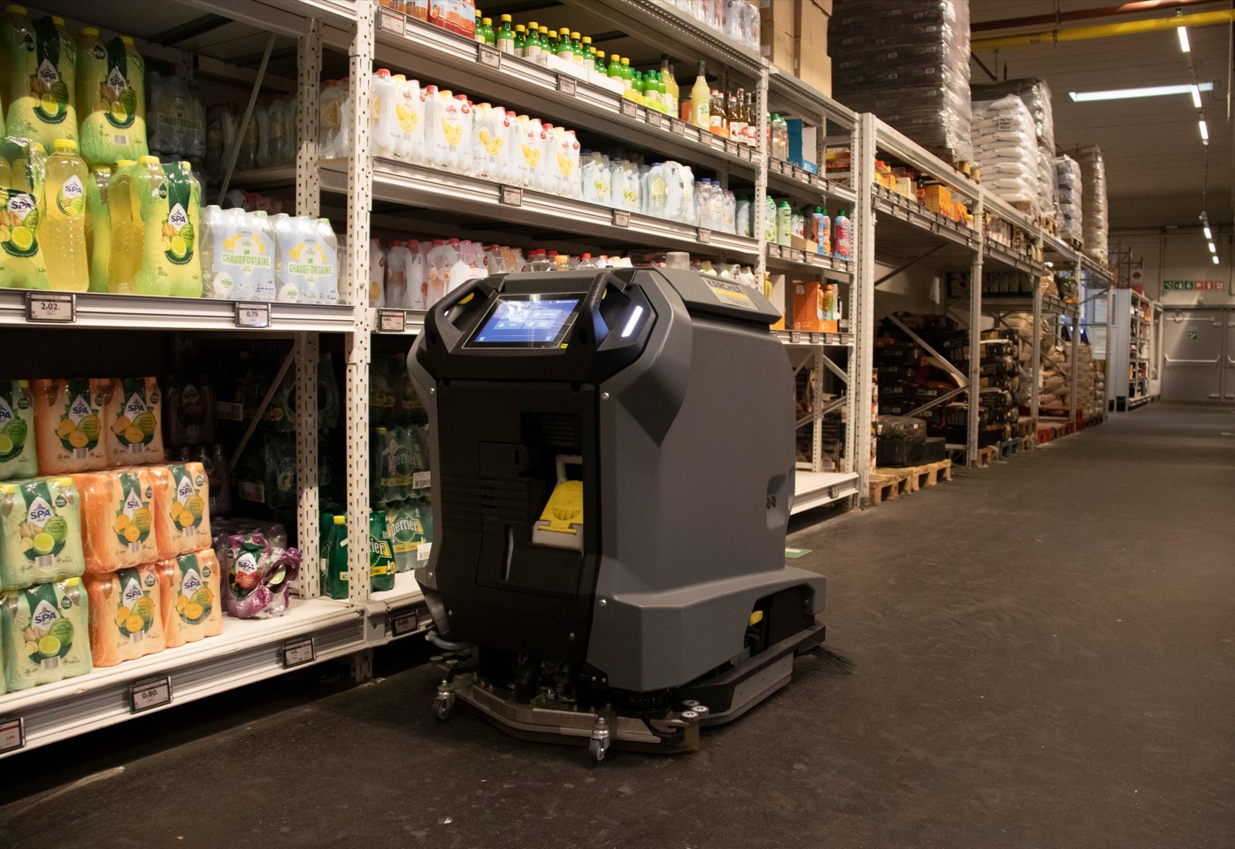 Colruyt test druktemeter, rekkenscanner en kuisrobot in hightech ...