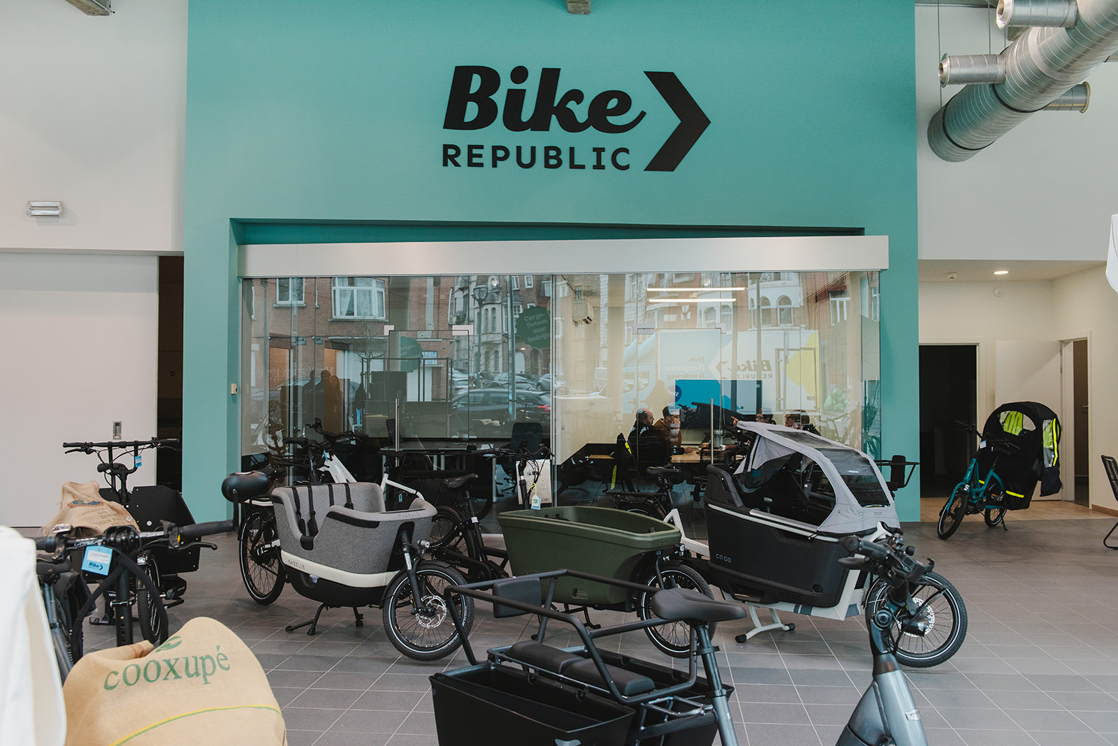 Bike Republic ouvre un magasin de vélos cargo à Bruxelles - RetailDetail BE