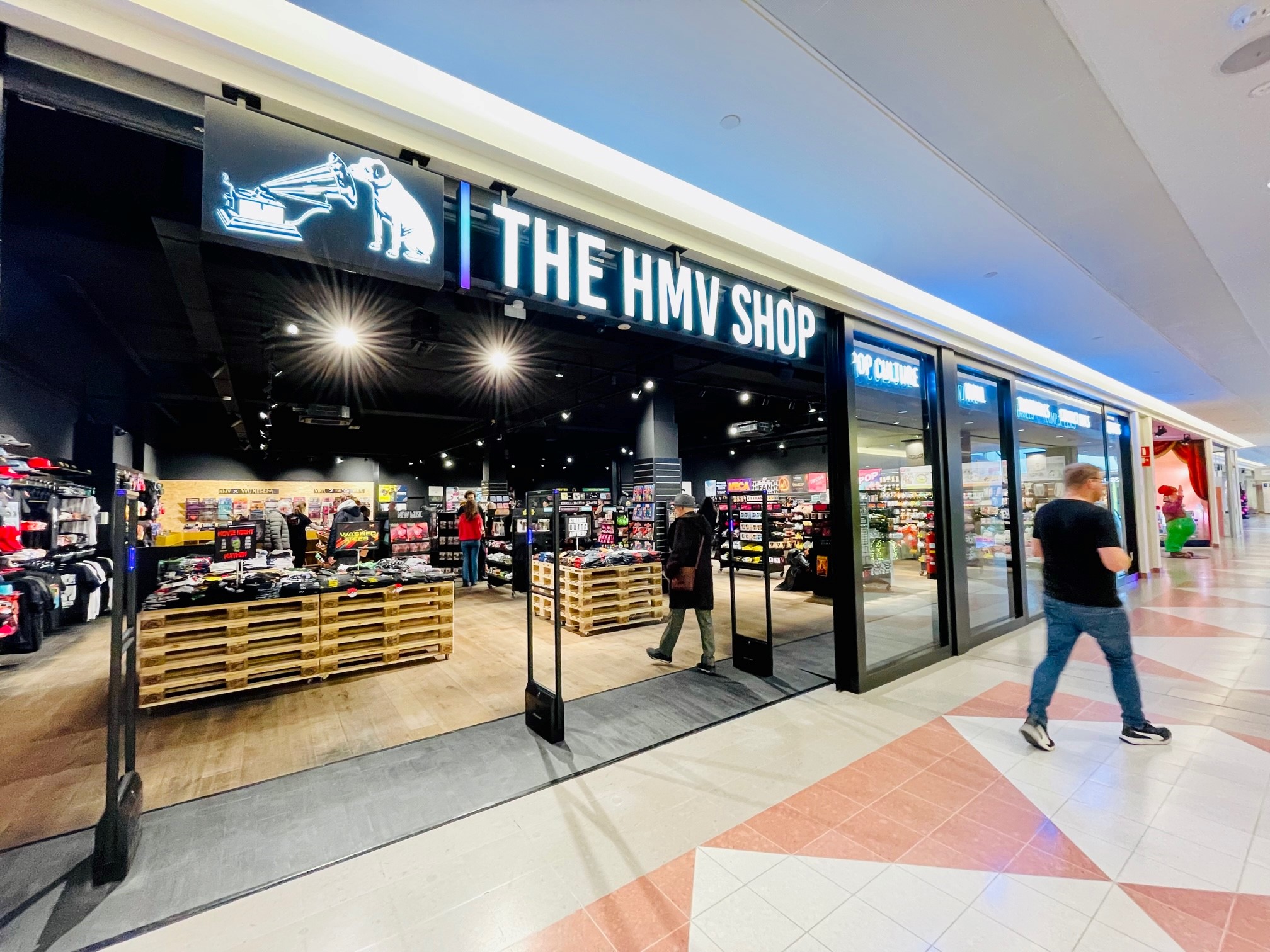 HMV van start in Wijnegem en Londen - RetailDetail BE