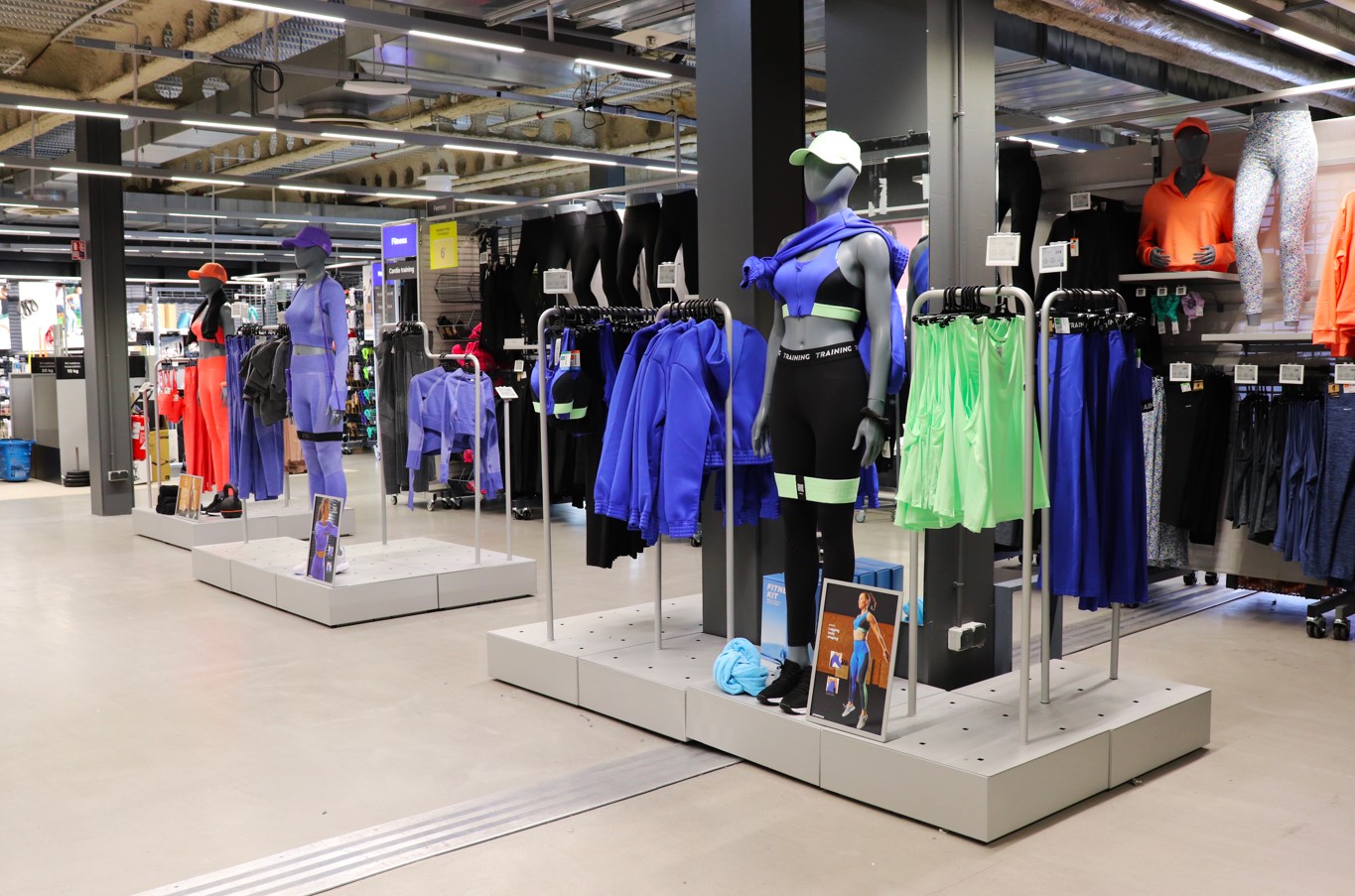 [En images] Voici le nouveau concept de magasin de Decathlon ...