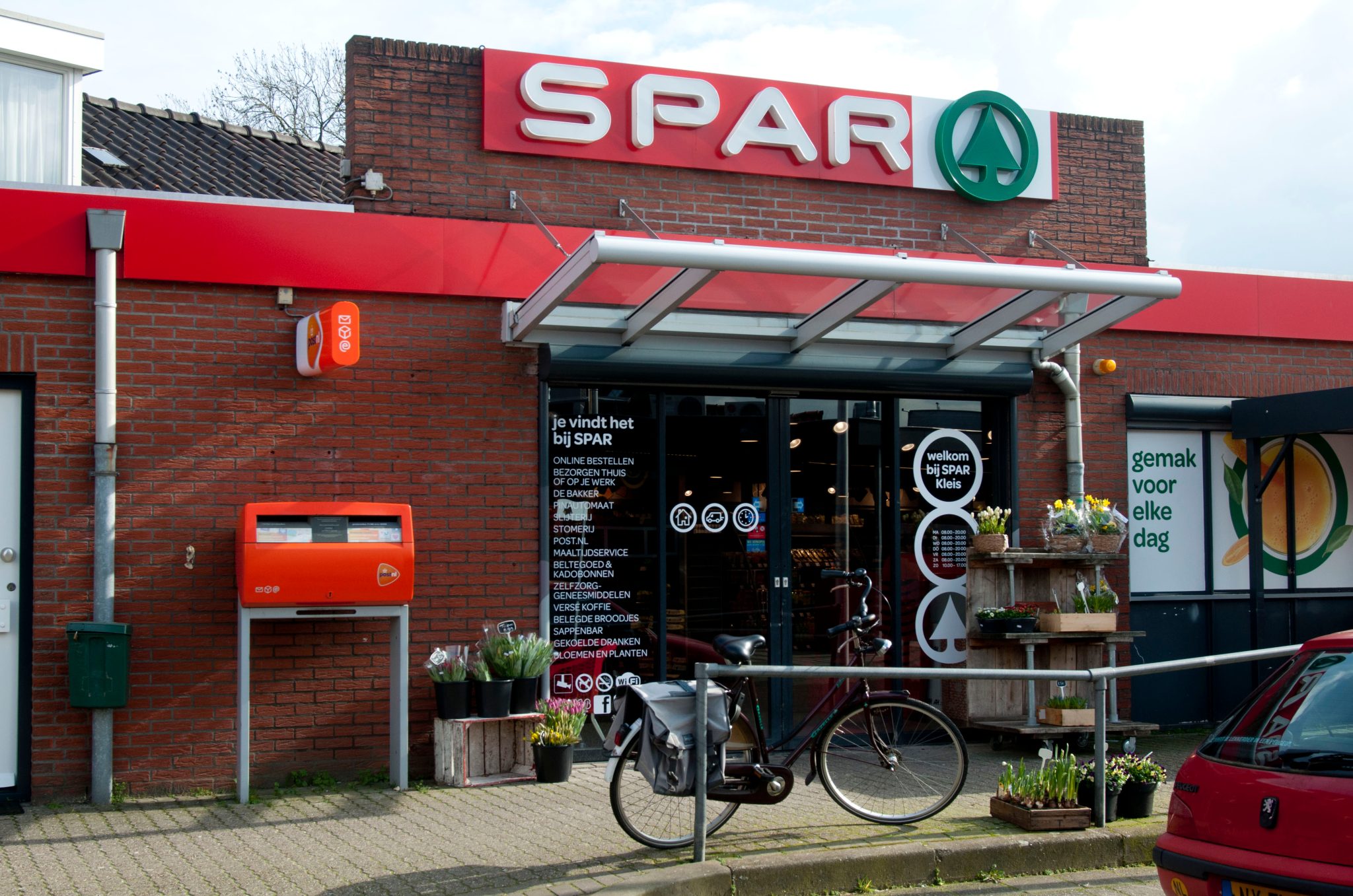 Spar stelt nieuwe commerciële cel voor - RetailDetail BE