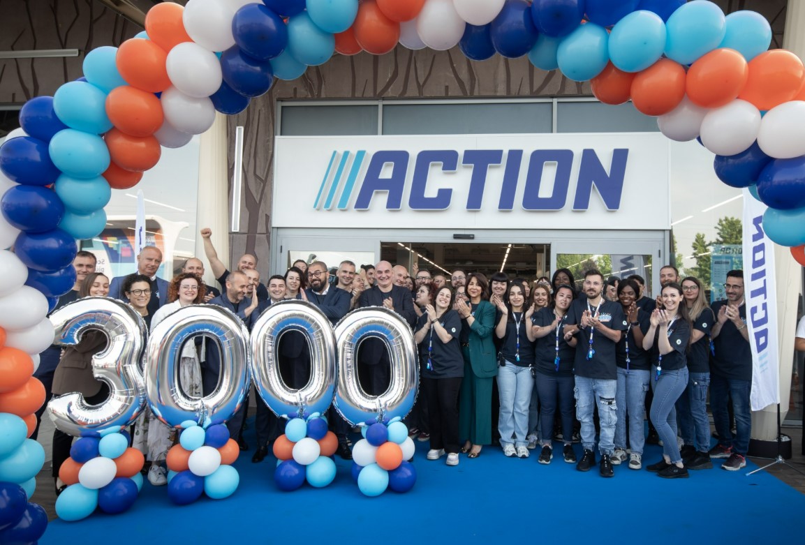 Action opent 3000e winkel - RetailDetail BE