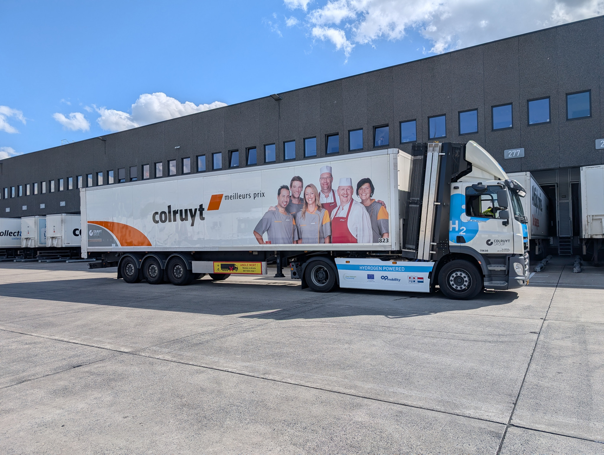Colruyt Group stuurt waterstoftrucks de baan op - RetailDetail BE