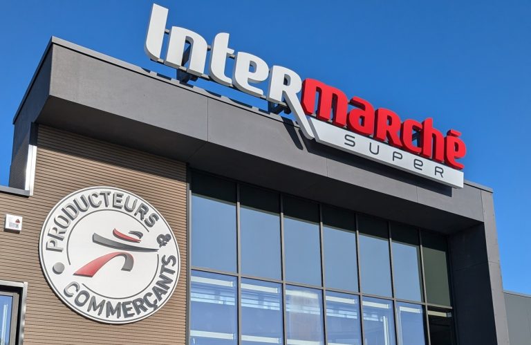 Ook in Court-Saint-Étienne houdt Intermarché het voor bekeken ...