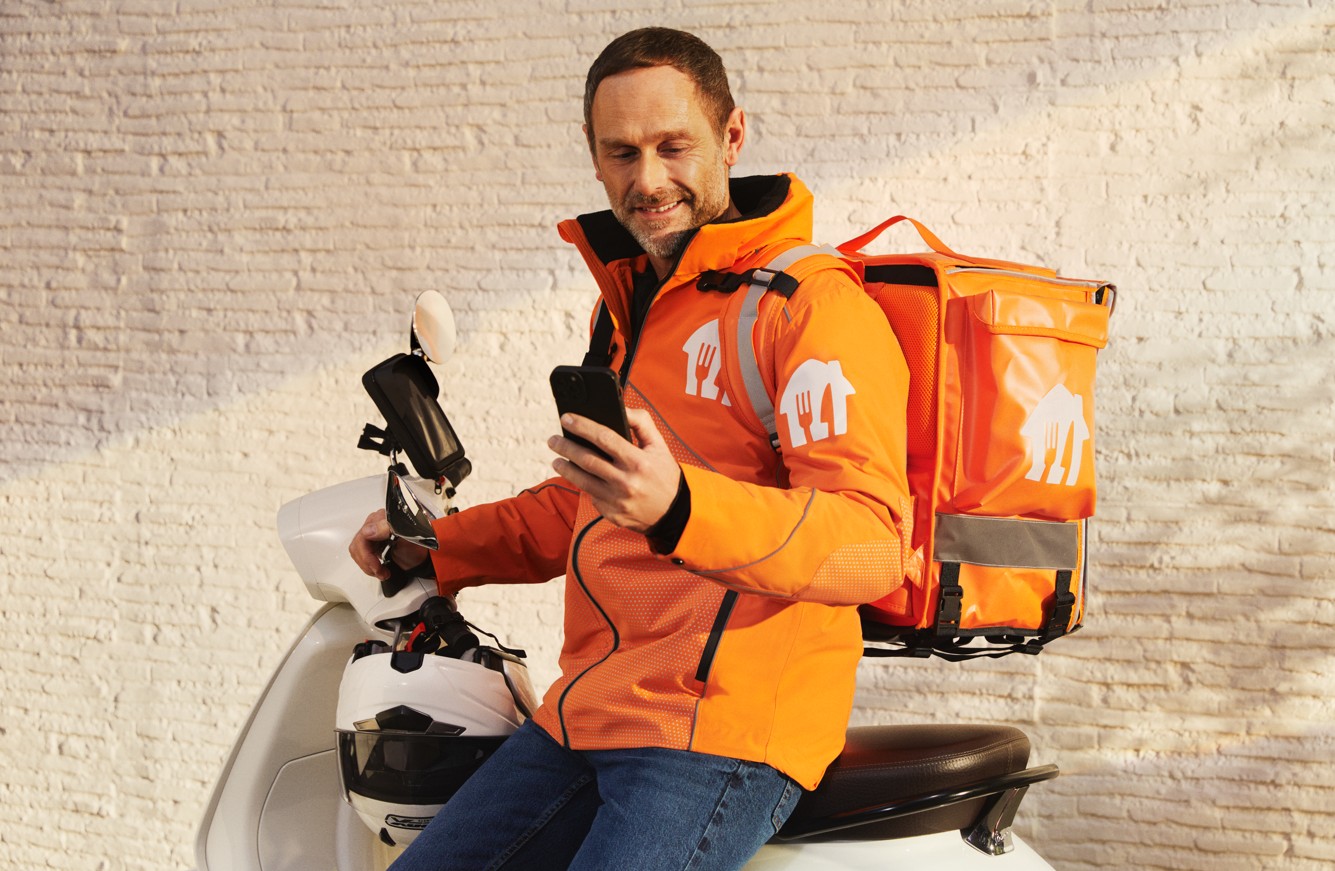 Trop chaud pour travailler : Just Eat Takeaway.com laisse ses livreurs ...